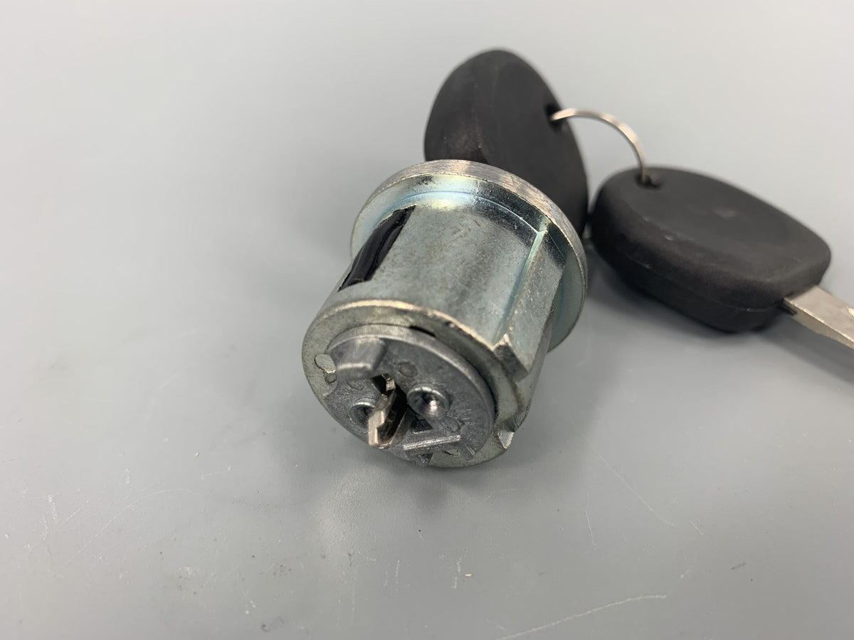 VW Beetle Kombi Ignition Switch With Keys Type 1 T2 T3 1968-70 – dubbed ...